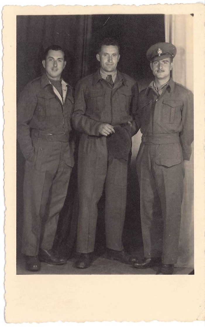 Photograph of three soldiers - Go Industrial